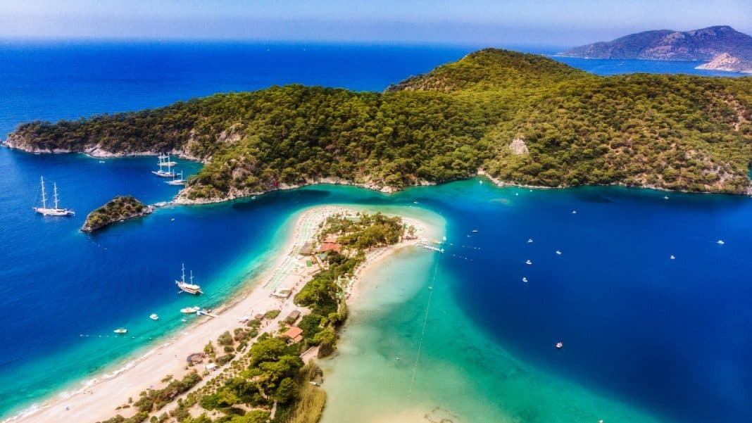 Tatil için Türkler Bodrum'u, yabancılar Fethiye'yi tercih ediyor