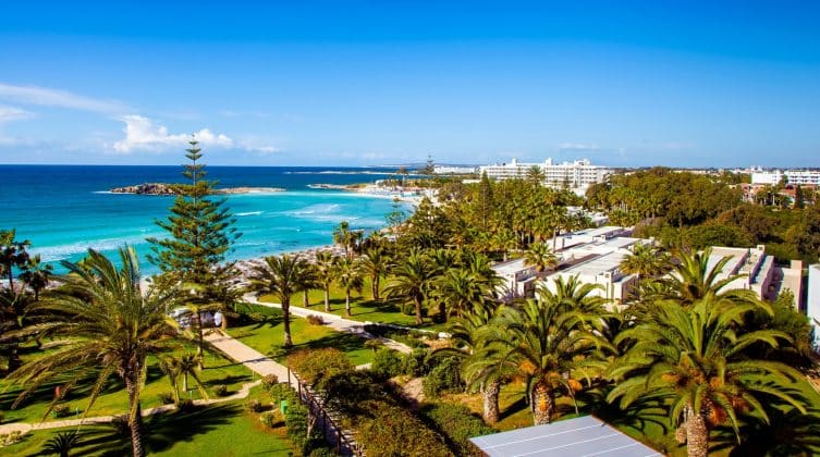 Kıbrıs'ta tatil yapmak ne gibi avantajlar sağlar?